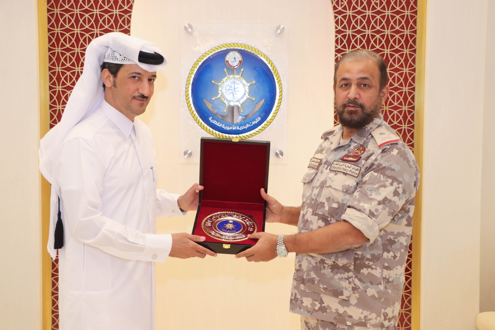Qatari Emiri Naval Forces Honors MOTC | Ministry of Transport